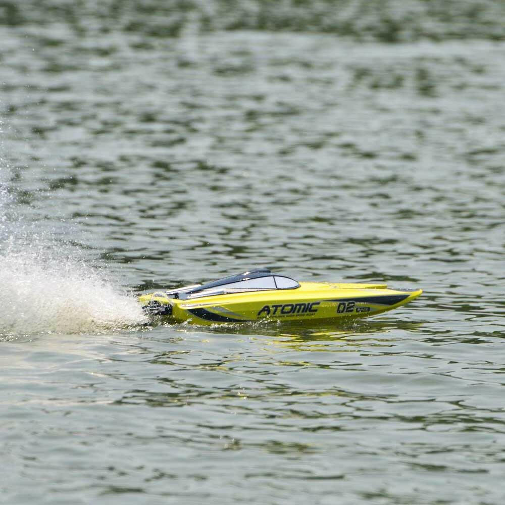 Atomic 45mph High Speed Catamaran RC Racing Boat | VOLANTEXRC OFFICIAL